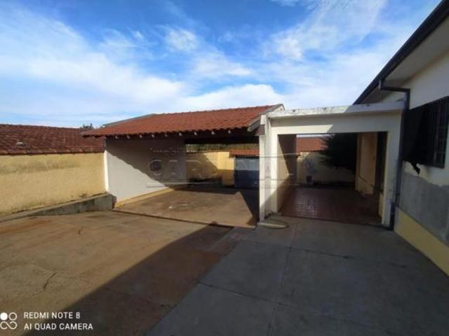 Casa para venda em Vila Santana de 271.00m² com 3 Quartos e 1 Garagem