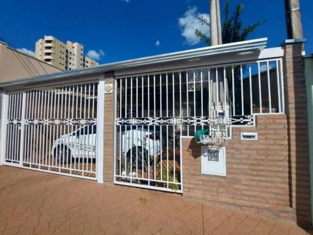 Casa para venda em Vila Santana de 77.00m² com 3 Quartos, 1 Suite e 2 Garagens