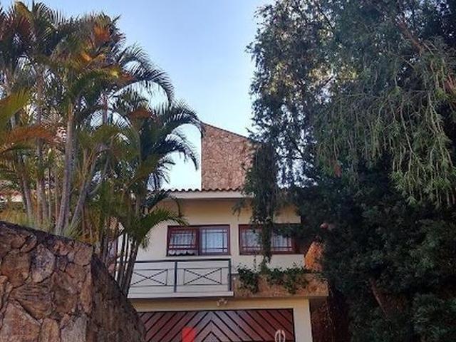 Casa para venda em Vila Santista de 1000.00m² com 4 Quartos, 2 Suites e 4 Garagens