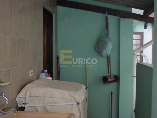 Casa para venda em VILA SANTO ANTÔNIO de 204.35m² com 3 Quartos e 6 Garagens