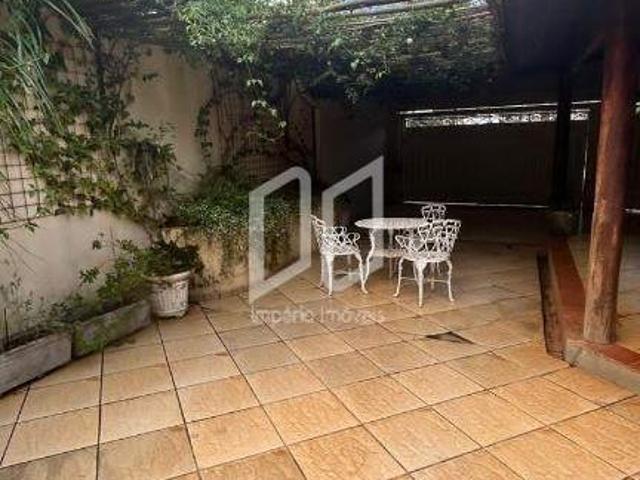 Casa para venda em Vila Sedenho de 198.00m² com 2 Quartos, 1 Suite e 4 Garagens
