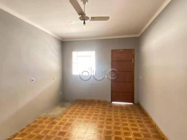 Casa para venda em Vila Sônia de 106.00m² com 2 Quartos, 1 Suite e 4 Garagens