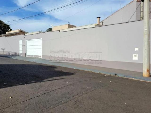 Casa para venda em Vila Suconasa de 207.00m² com 3 Quartos, 1 Suite e 4 Garagens