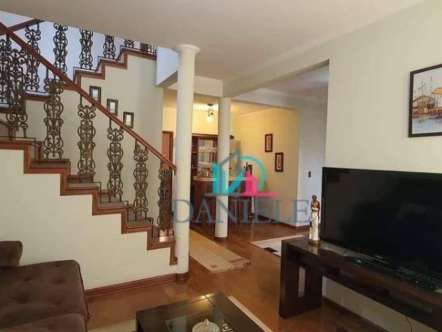 Casa para venda em Vila Suconasa em Araraquara São Paulo de 238.00m² com 3 Quartos, 1 Suíte e 4 Garagens