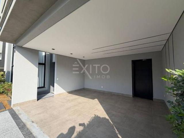 Casa para venda em Vila Suíça de 198.00m² com 3 Quartos, 3 Suites e 4 Garagens