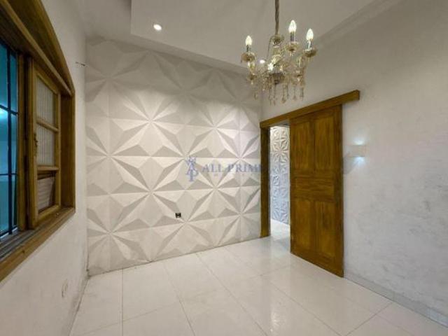 Casa para venda em Vilamar de 100.00m² com 2 Quartos e 4 Garagens