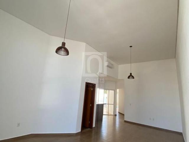 Casa para venda em Villa Do Bosque de 187.00m² com 3 Quartos, 3 Suites e 2 Garagens