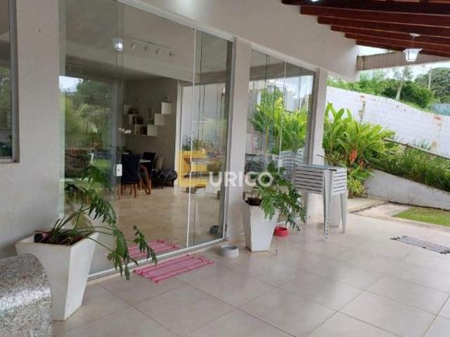 Casa para venda em Village Ipanema I de 300.00m² com 6 Quartos, 2 Suites e 6 Garagens