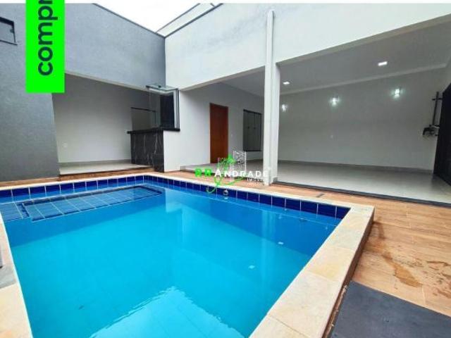 Casa para venda em Villagio Mundo Novo de 167.00m² com 3 Quartos, 1 Suite e 2 Garagens