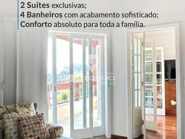 Casa para venda em Ville Chamonix de 520.00m² com 4 Quartos, 2 Suites e 7 Garagens