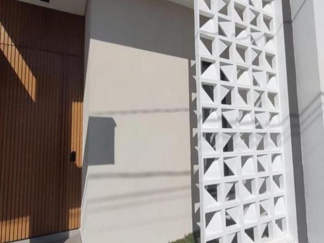 Casa para venda em Villeneuve 1 de 151.00m² com 3 Quartos, 2 Suites e 4 Garagens