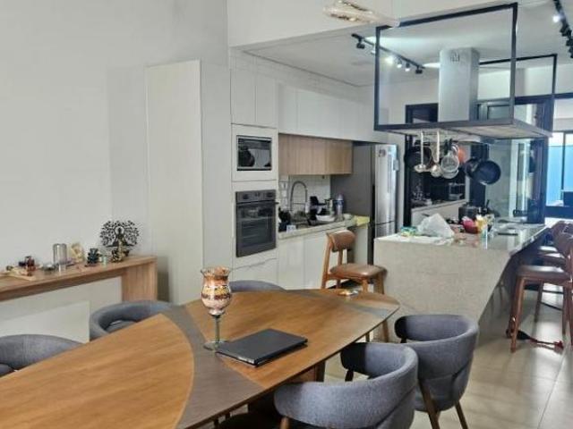 Casa para venda em Villeneuve 1 de 162.00m² com 3 Quartos, 1 Suite e 2 Garagens