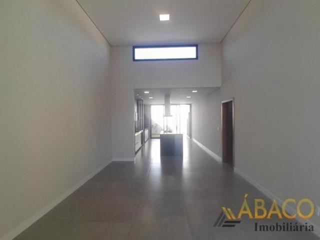 Casa para venda em Villeneuve 1 de 179.00m² com 3 Quartos, 1 Suite e 4 Garagens