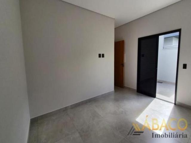 Casa para venda em Villeneuve 1 de 127.00m² com 3 Quartos, 1 Suite e 3 Garagens