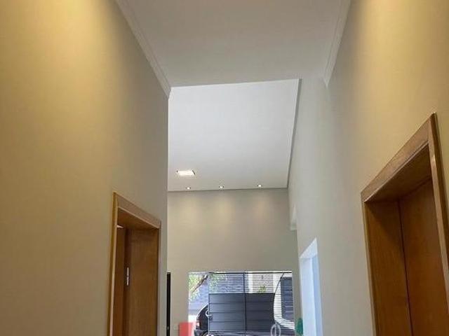 Casa para venda em Vino Barolo de 125.00m² com 6 Quartos, 2 Suites e 2 Garagens