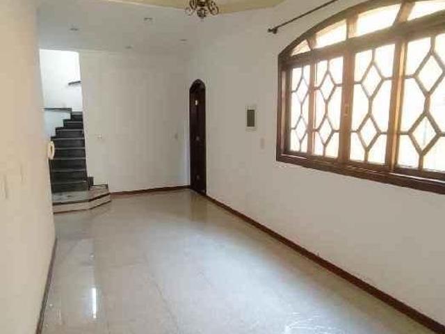 Casa para venda em Vl.santa Catarina de 367.00m² com 3 Quartos, 3 Suites e 4 Garagens