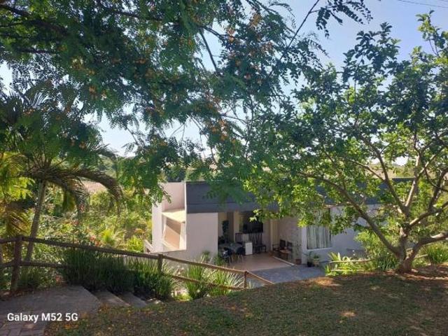 Casa para venda em X de 1000.00m² com 4 Quartos, 1 Suite e 3 Garagens