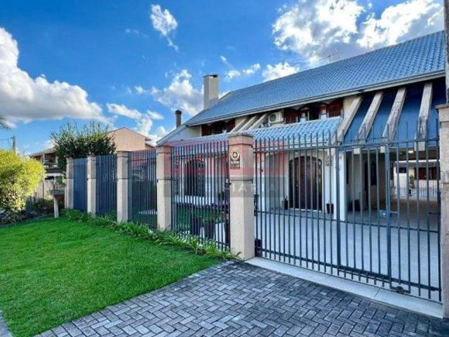 Casa para venda em Xaxim de 351.00m² com 6 Quartos, 1 Suite e 5 Garagens