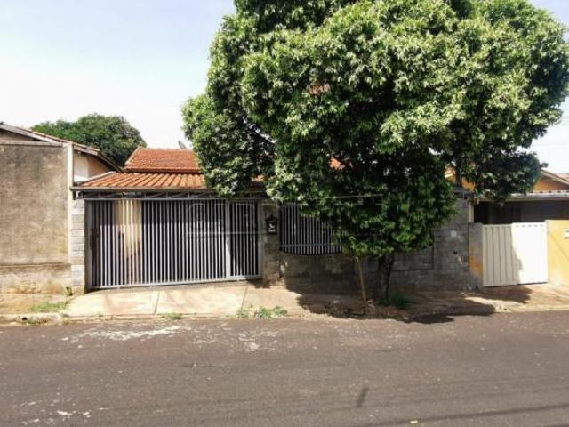 Casa para venda em Yolanda Opice de 174.00m² com 3 Quartos, 1 Suite e 3 Garagens