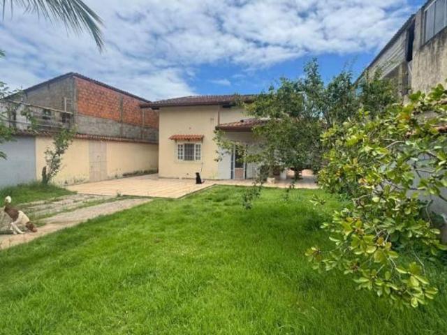 Casa para Venda, Itanhaém / SP. Possui 04 dormitórios e piscina