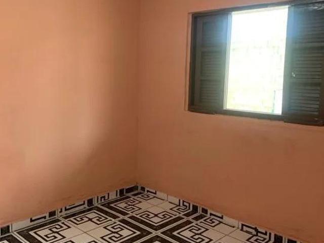 Casa para Venda, Itanhaém / SP. Possui 02 dormitórios e piscina