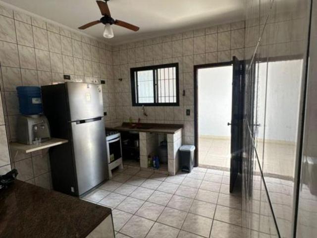 Casa para Venda, Itanhaém / SP. possui 03 dormitórios e espaço para piscina
