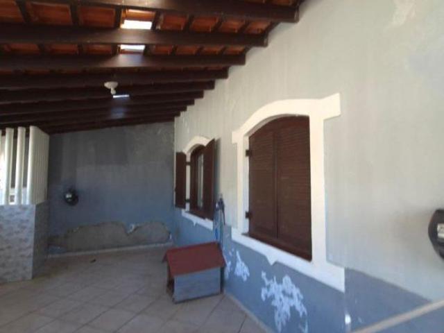 Casa para Venda, Itanhaém. Possui 02 dormitórios e edícula