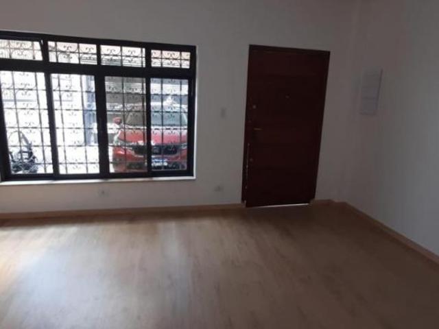 Casa Para Venda Jardim da Gloria, 3 Quartos, 1 Suíte, 2 Vagas, 150m²
