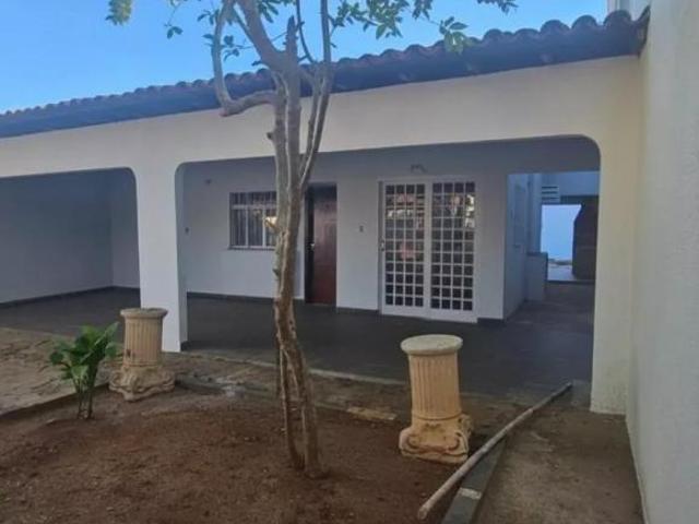 Casa para venda, Jardim Universitário, Cuiabá