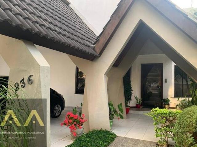 CASA PARA VENDA OU LOCAÇÃO MOBILIADA RESIDENCIAL 12 4 SUITES