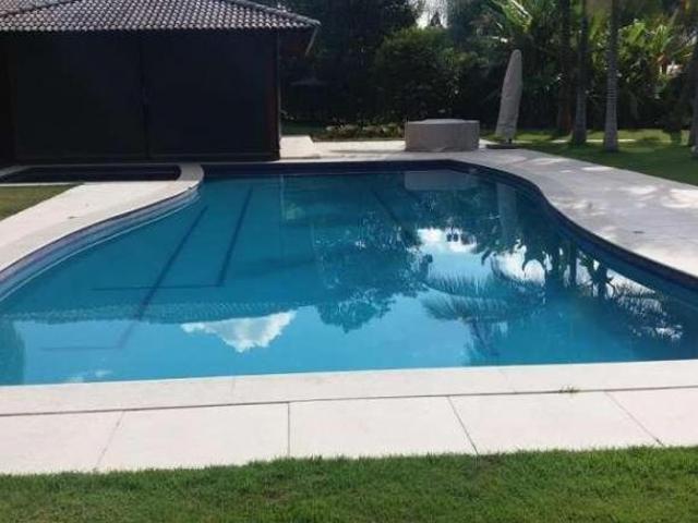 Casa para Venda ou locação no Condomínio Amendoeiras
