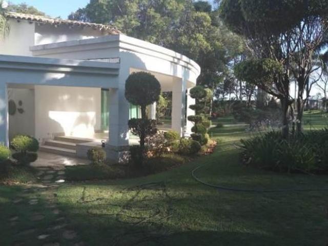 Casa para Venda ou locação no Condomínio Amendoeiras
