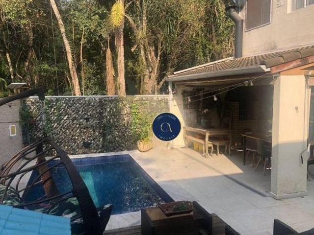 Casa para venda ou locação no Pinus Park, Cotia