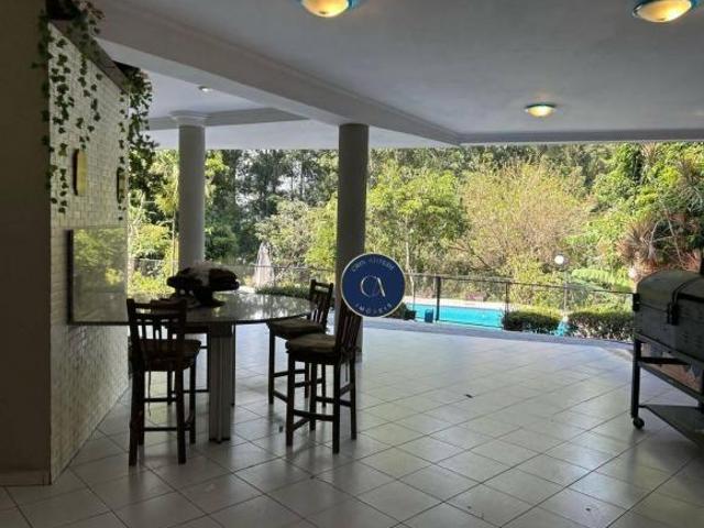Casa para venda ou locação no Tamboré em Barueri