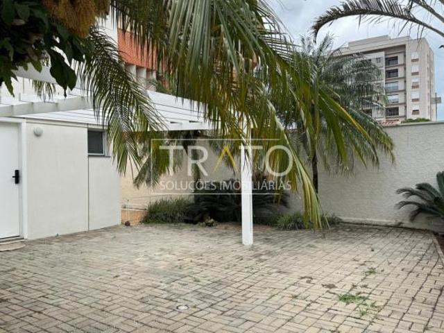 Casa para venda ou locação em condomínio fechado, com 3 quartos, sendo 1 suíte