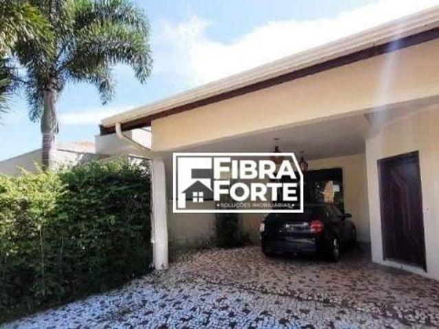 Casa para venda ou locação em condominio no Chapadão