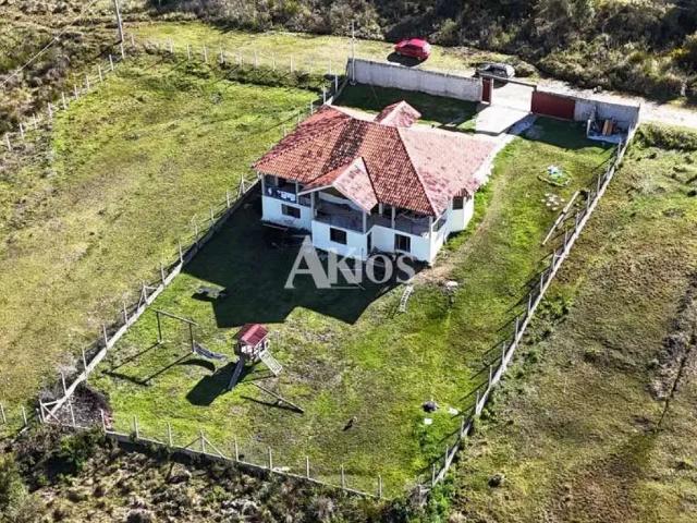 Casa para venda ou Permuta. Casa em fase de acabamento no Parque do Ferradura!