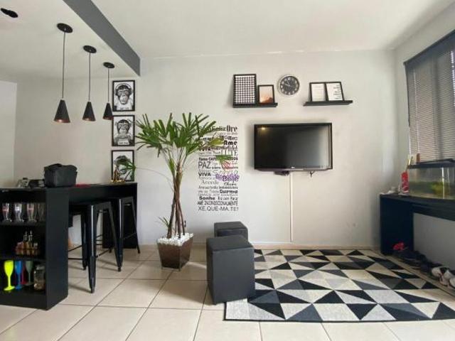 Casa para VENDA localizada no condomínio JARDIM VERSAILLES, em Jundiaí/SP