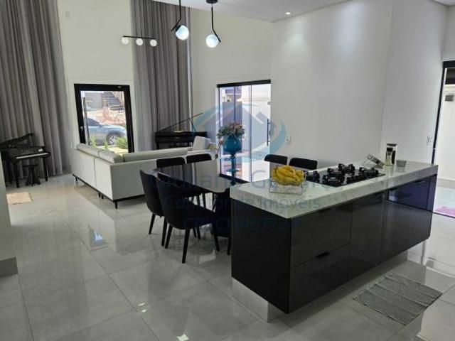 CASA PARA VENDA NO CONDOMÍNIO CENTRAL PARQUE EM SALTO/SP