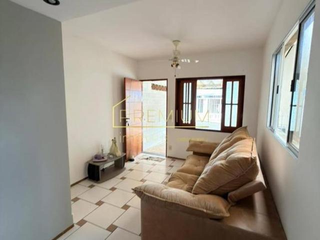 Casa para venda no condomínio Jardim Regina em Campinas