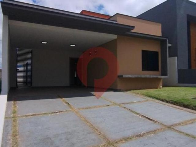 Casa para venda no Condomínio Portal do Bosque em Louveira