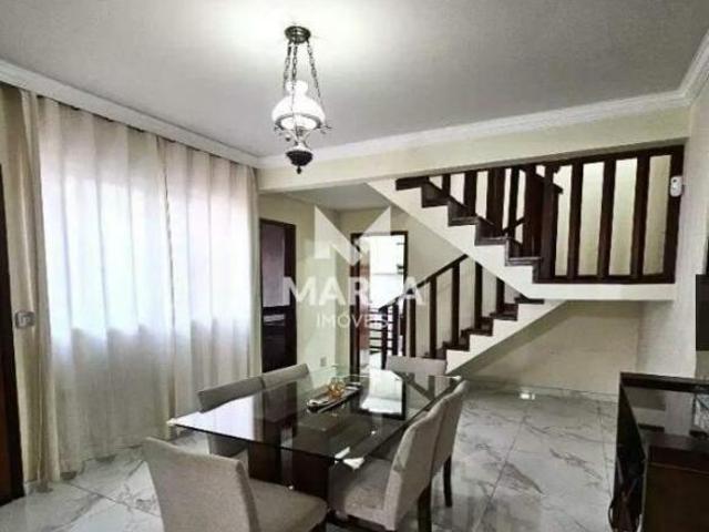 Casa para Venda no Castelo com 211m², 3 Quartos, 2 Suítes, Quintal e 3 Vagas