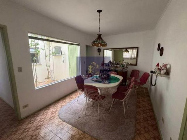 Casa para venda no Bosque da Saúde!