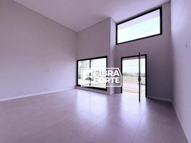 Casa para venda no Bairro Monte Alegre no Campo de Toscana em Vinhedo