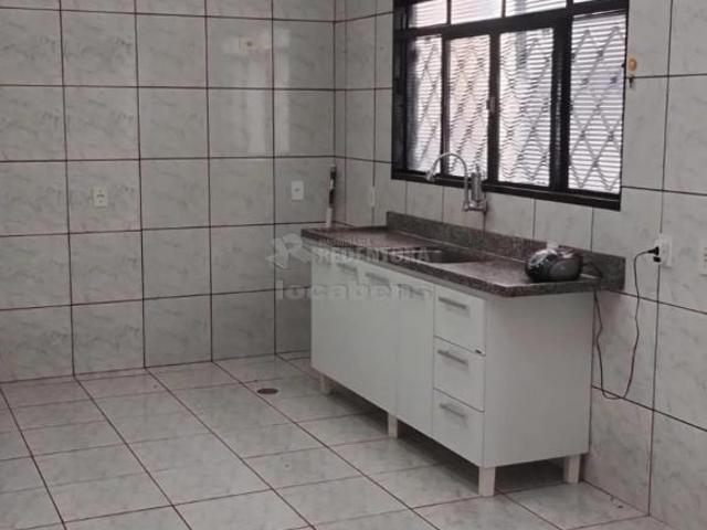 Casa para Venda no Bairro Jardim Antunes com 03 quartos e 02 vagas de garagem