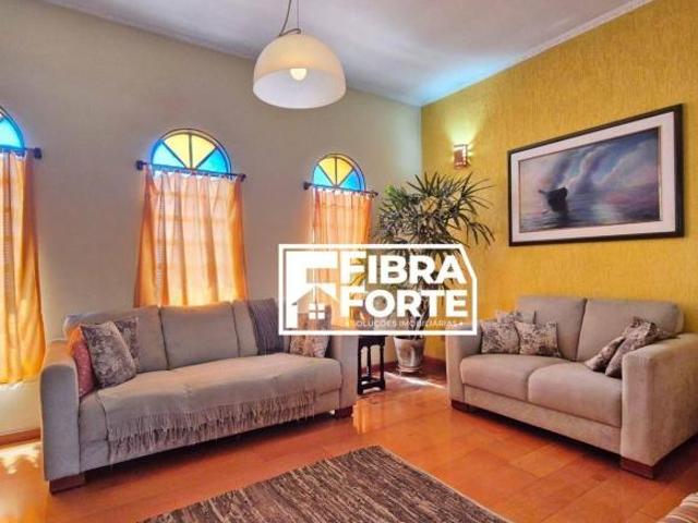 Casa para venda no bairro Jardim Nova Europa com 3 dormitórios e edícula