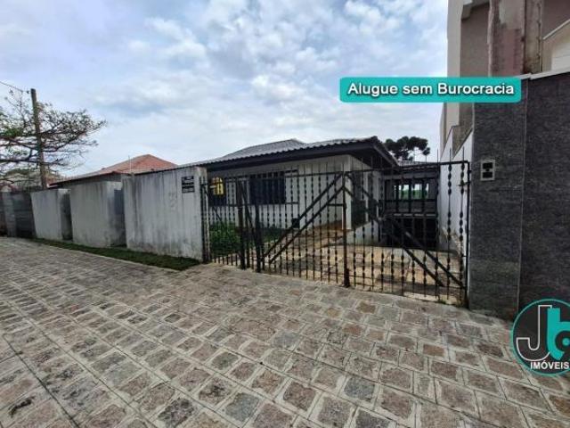 Casa para Venda no Bairro Seminário com 255m², 4 quartos, 1 suíte, 3 salas, 3 banheiros, 3 vagas de