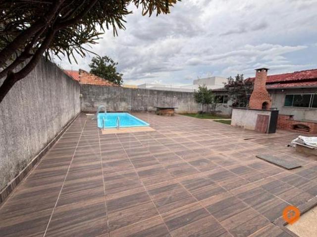 Casa para Venda no bairro Turista II, localizado na cidade de Caldas Novas / GO