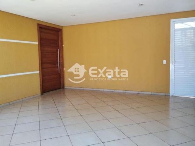 Casa para venda no Golden Park