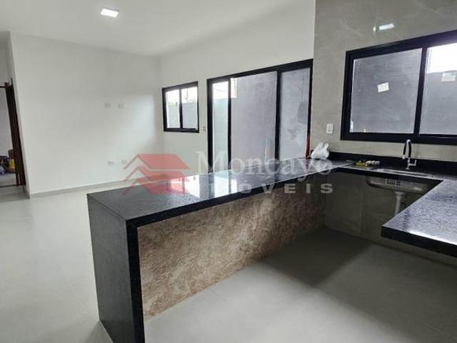 Casa para venda no Golfinho